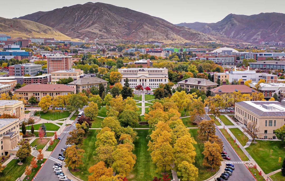 Studying in the US? A Guide for Canadian Students